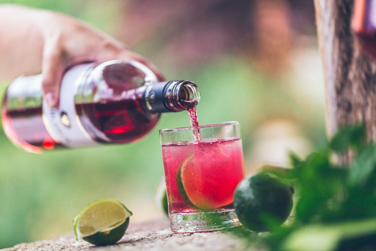 Mit Schilerol prickelnd in den Sommer starten - Getränke Friesacher